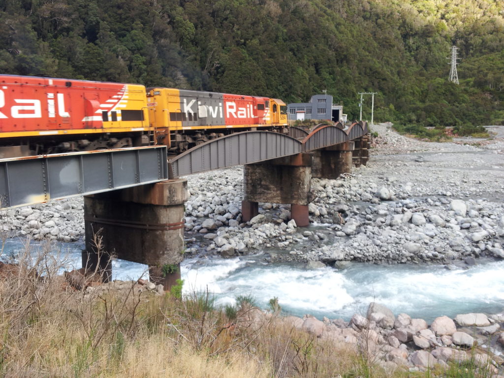 Otira Rail Tunnel Cleaning - MEM - Engineering management